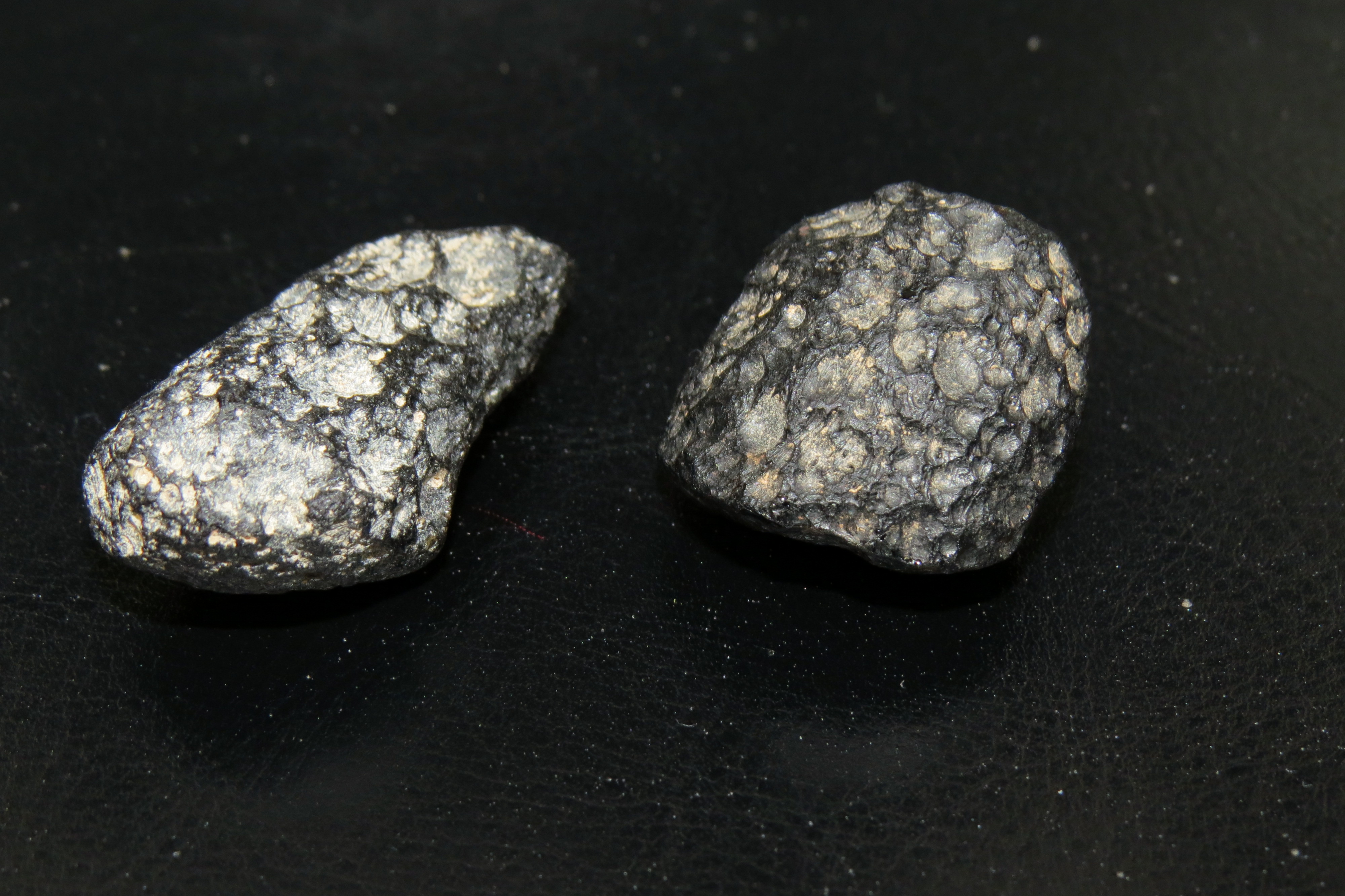 tektites,EMF protection,boost energy,balancing, grounding and calming